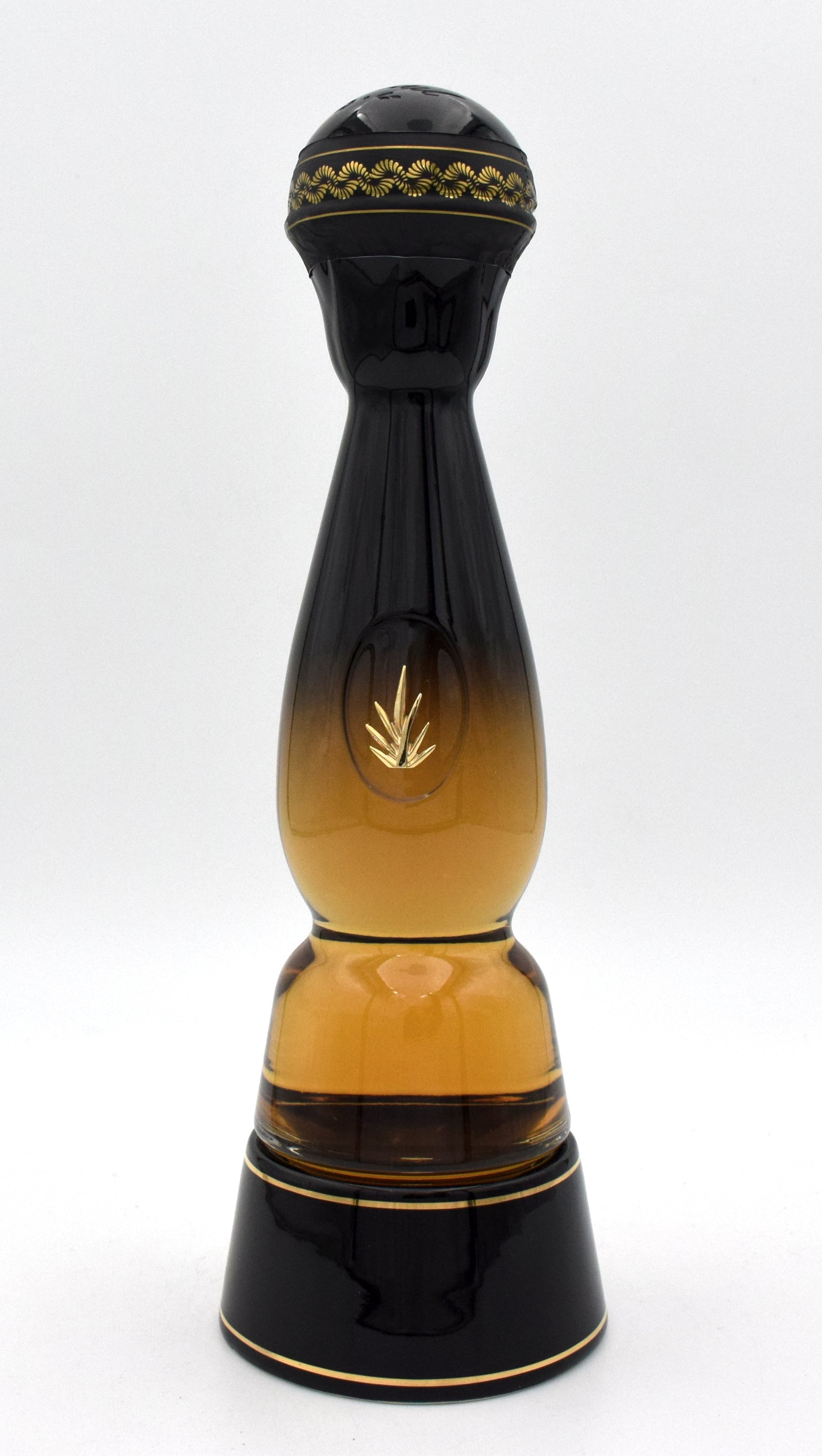 Clase Azul Gold Edition (No Box) – FineLiquors